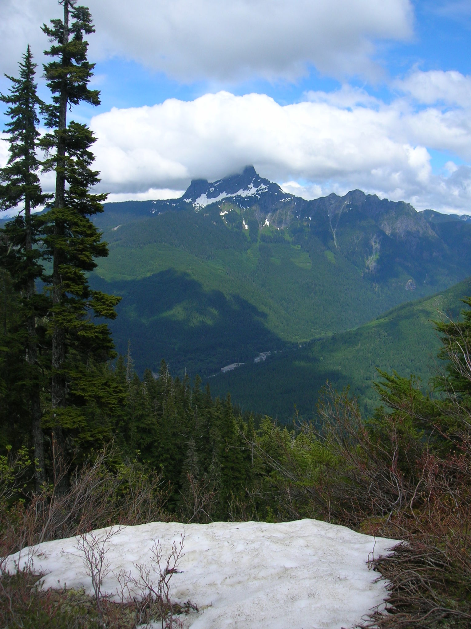 Peek-a-boo Lake — peaceful little lake and peek-a-boo mountain views ...