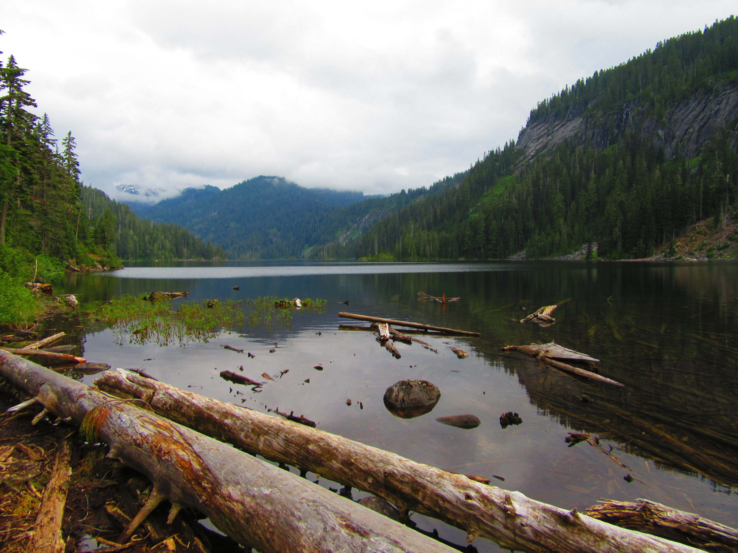 Lake Dorothy — Easy Hike to Large Alpine Lake – HIke of the Week