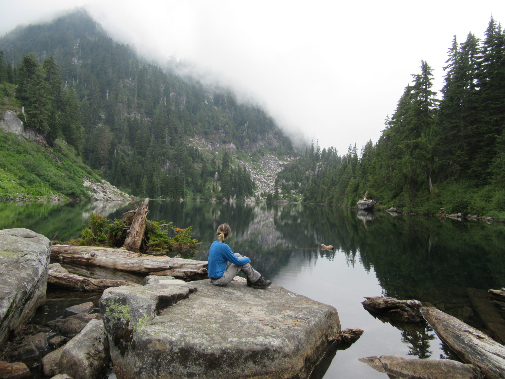 Pinnacle Lake — Pretty little lake perched on a shoulder of Mount ...